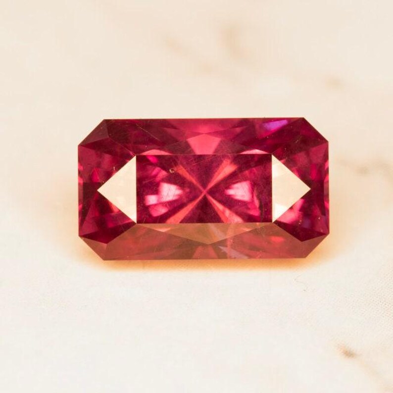 Color Change Pastel Pyrope Garnet, Tanzania 2.07 Ct Clarity SI2, Very ...