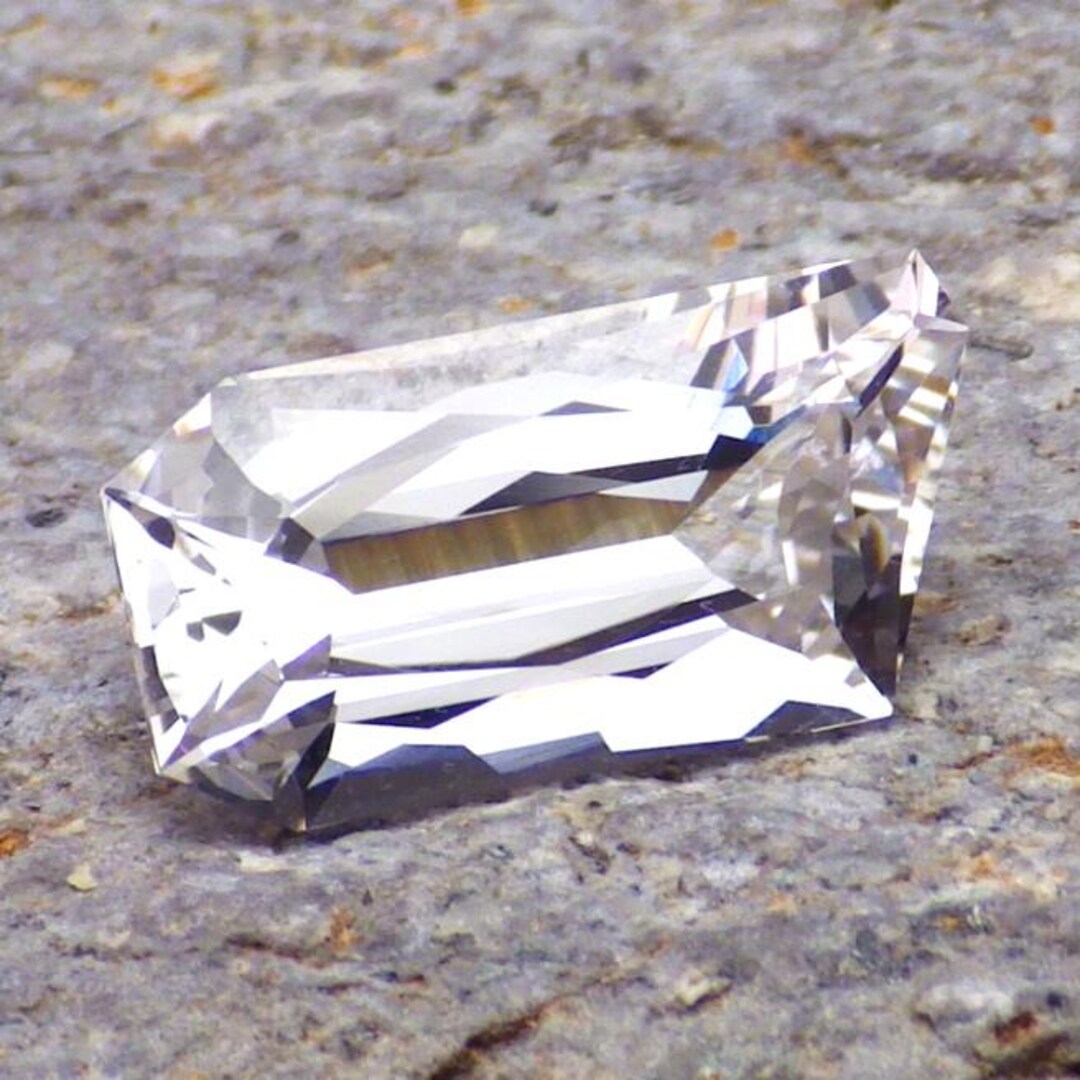 Natural Danburite, Mexico 4.05 Ct Clarity VS1, Angel Crystal / Healing ...