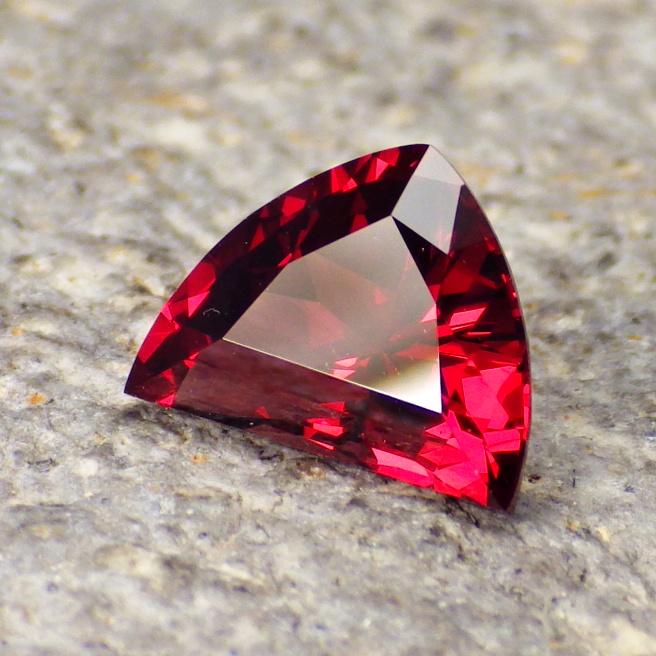 Pyralspite Garnet, E. Africa 2.21 Ct Flawless, Natural Magenta+hot Pink ...