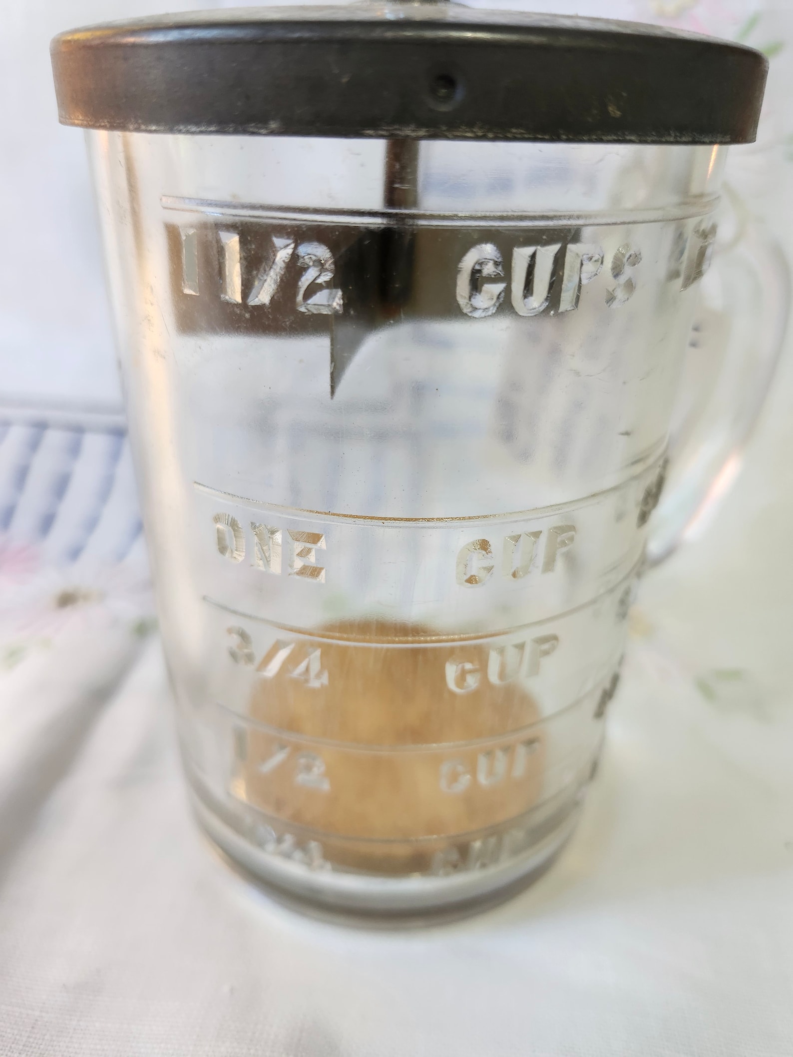 Vintage Measuring Cup, Vintage Nut Chopper, Vintage Food Chopper, Retro ...