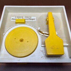 Vintage Fisher-price Record Player 1970s Music Box Toy With 6 Discs ...