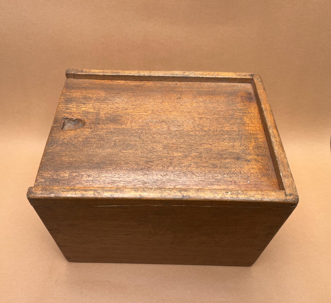 Vintage Small Slide Top Wooden Box | 19cm (W) X 14cm (H) X 13cm (D ...