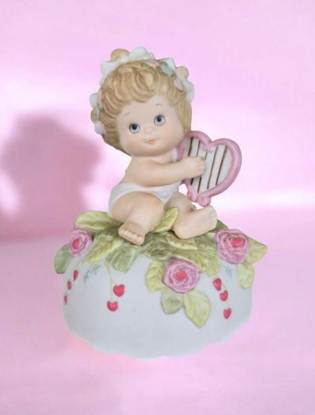 1985 Cherub Music Box Plays You Light up My Life - Etsy