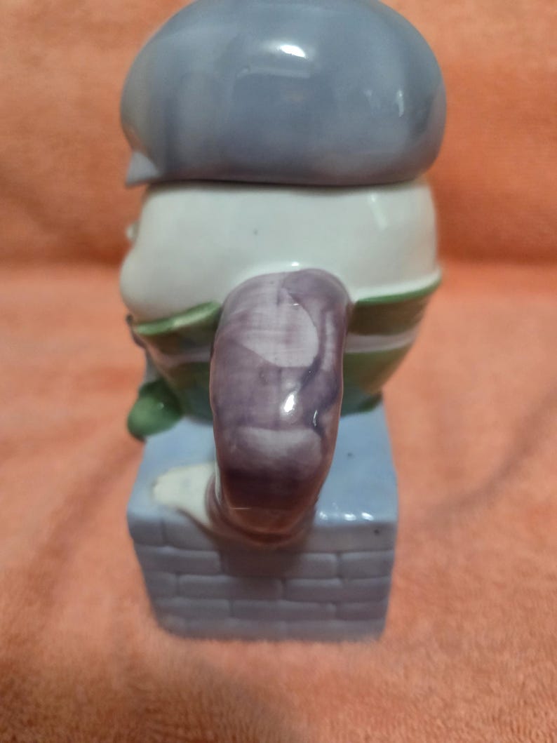 Vintage Humpty Dumpty Decorative Teapot - Etsy