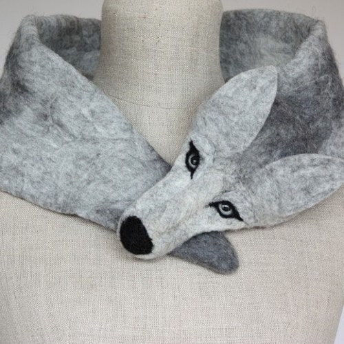 Raven Felted Wool Animal Stole / Scarf | Etsy