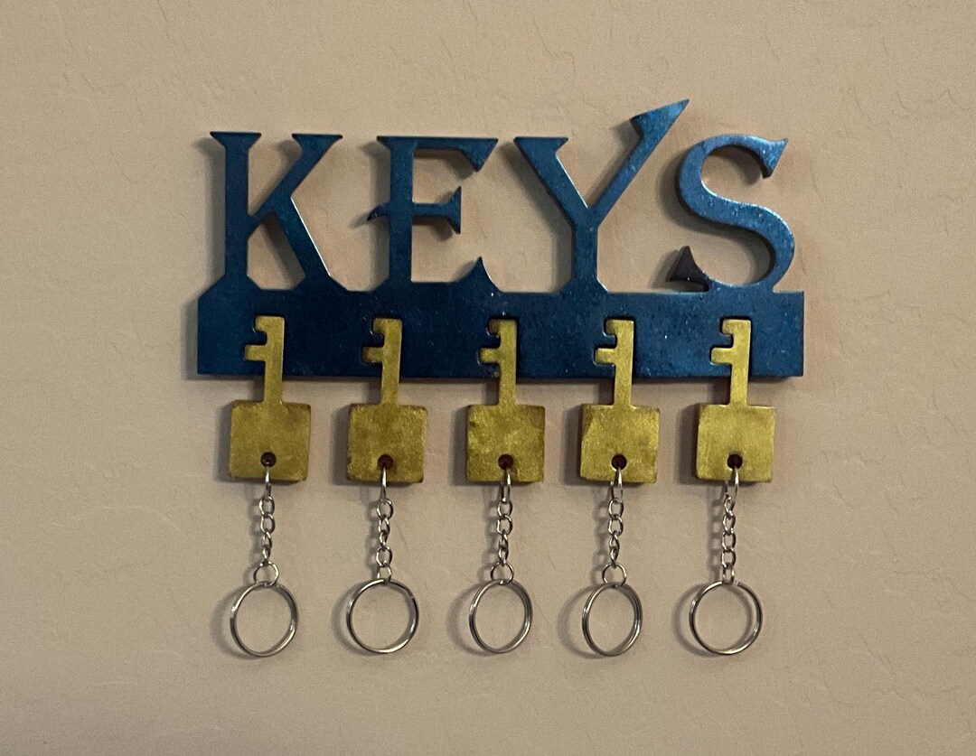 Key Holder Wall Decor W/5 Keychains - Etsy
