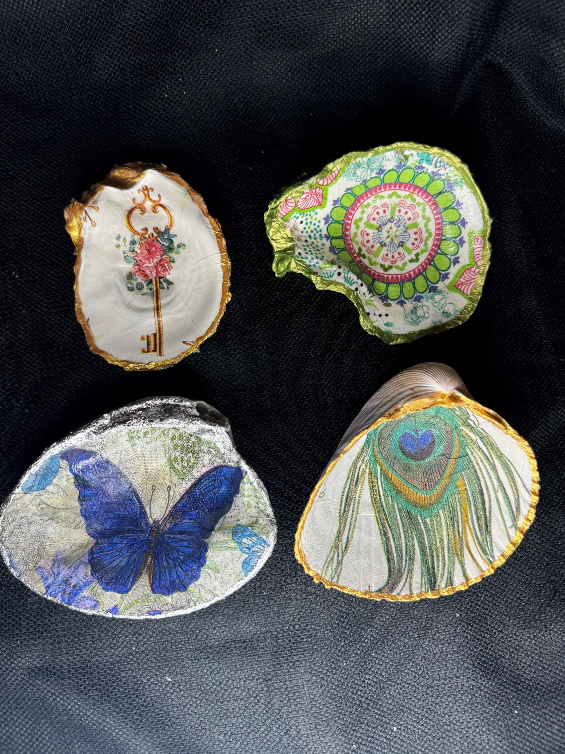 Decoupage and Hand Painted Sea Shells. Maybe Used Christmas Ornaments ...