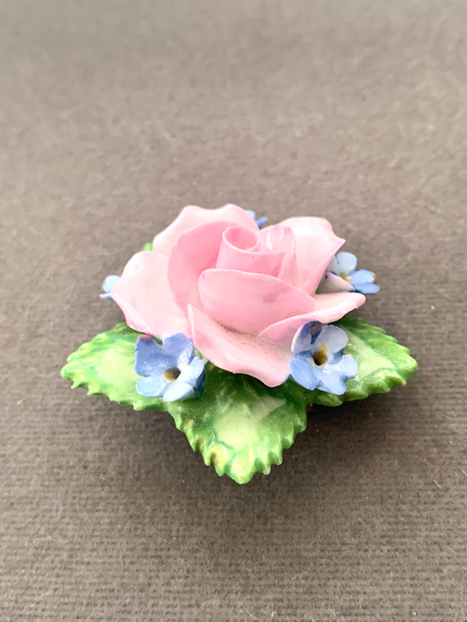 DENTON Bone China Flower Brooch Forget Me Nots England Mint Condition ...