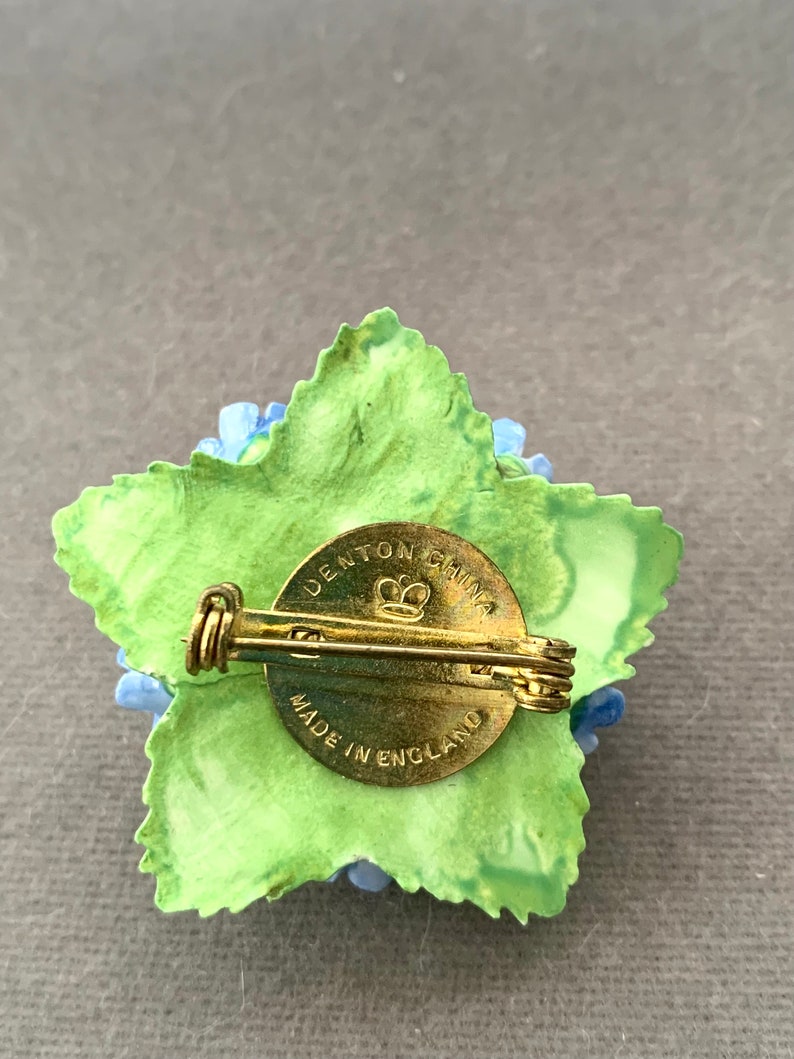 DENTON Bone China Flower Brooch Forget Me Nots England Mint Condition ...