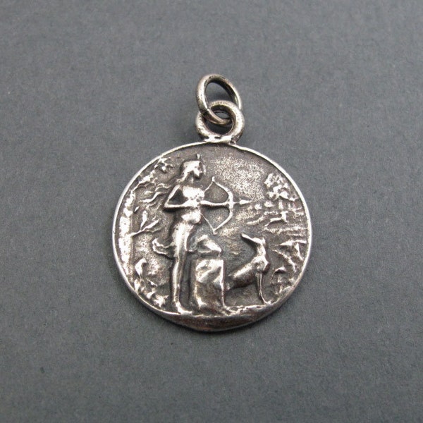 Diana Goddess Pendant Necklace - Etsy