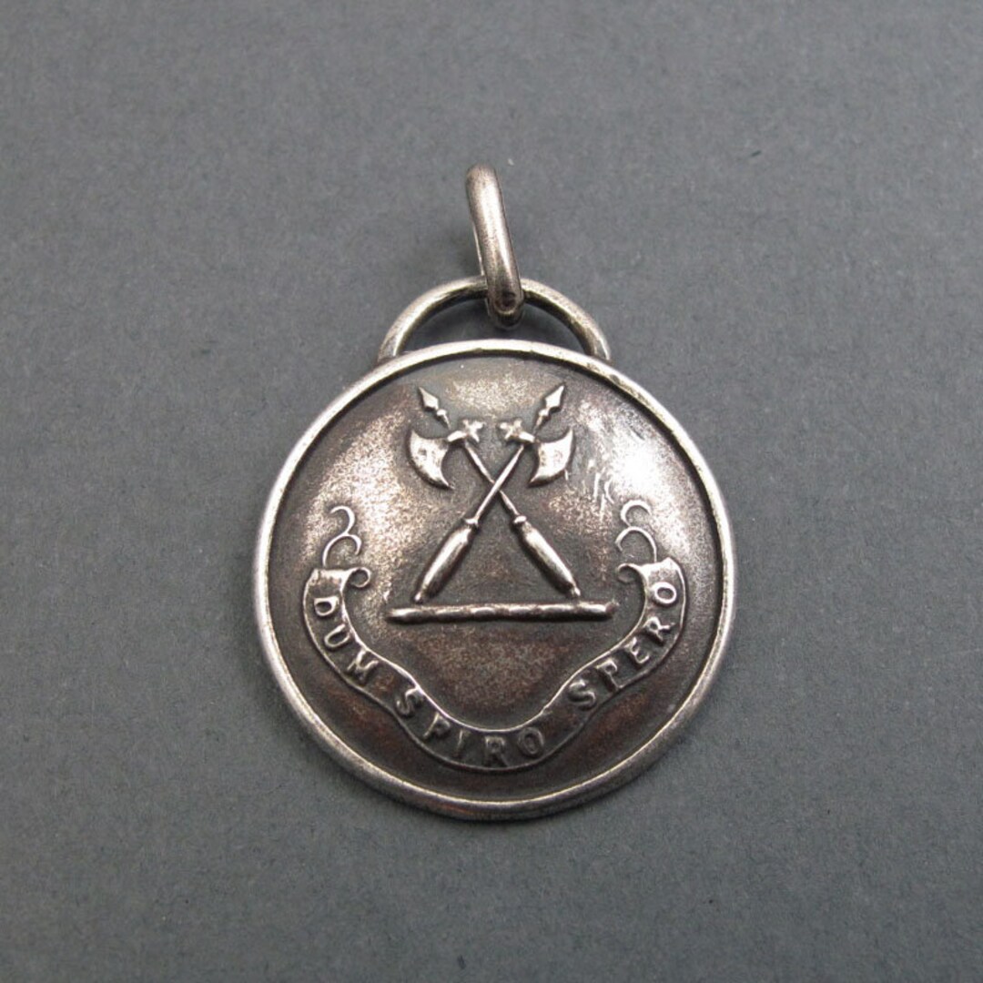 Motivational Motto Pendant, While I Breathe I Hope, Heraldic Victorian ...