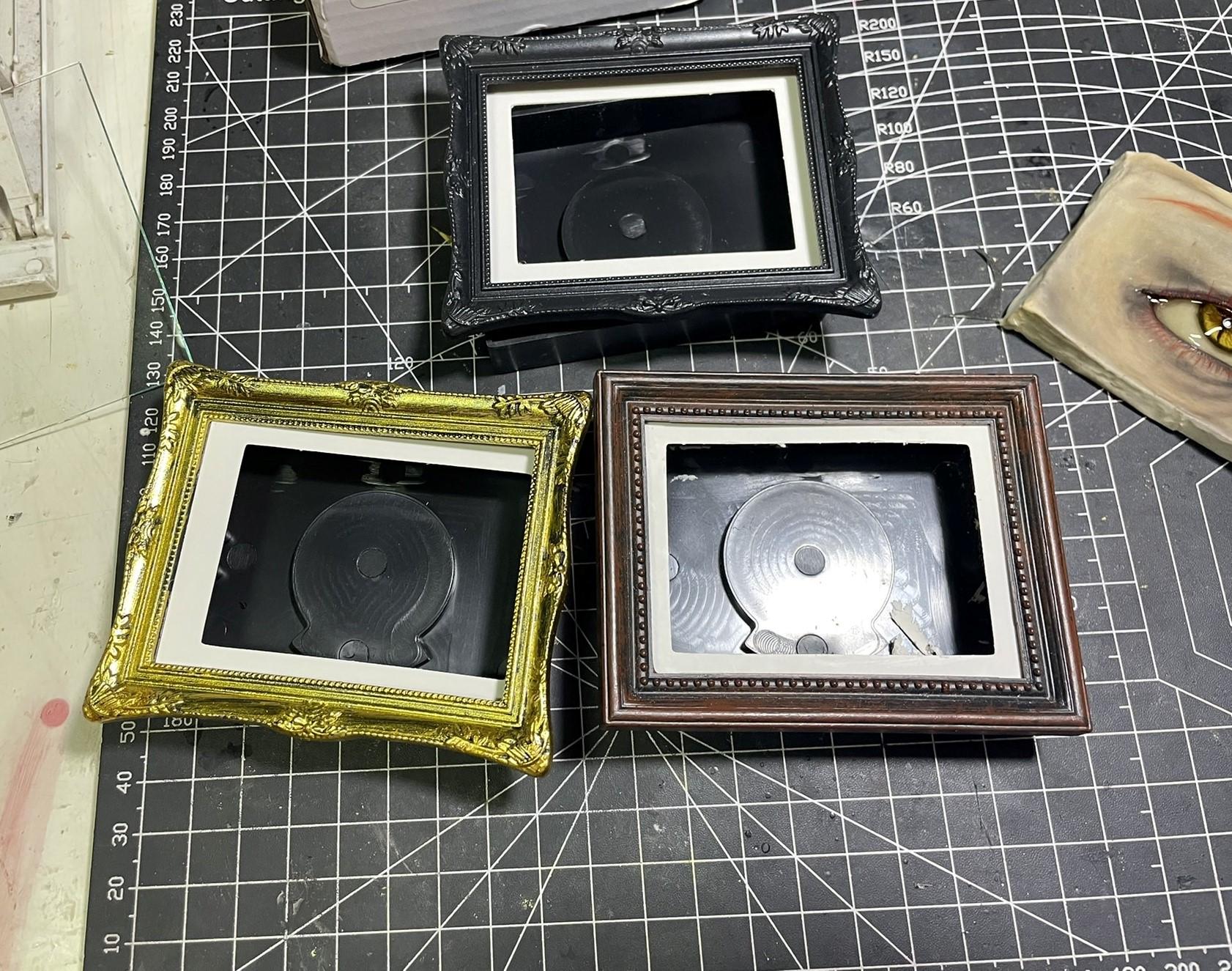 Elden Ring Messmer's Eyes in a Photo Frame Handmade Messmer's Eyes ...