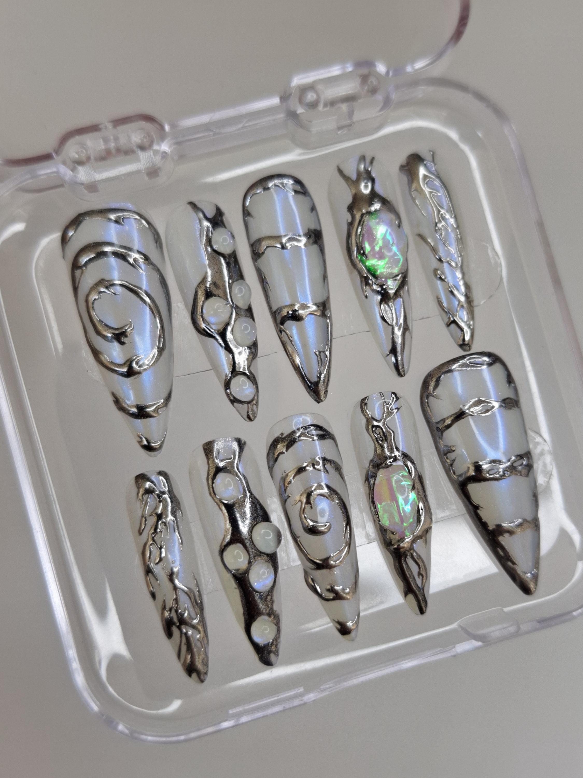 Silver Chrome 3d Alien Cybercore Y2k 3d Design Gel Press Ons Nails ...