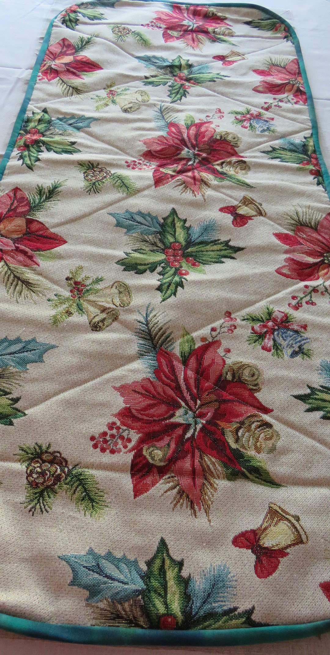 Poinsettia Christmas Table Runner - Etsy