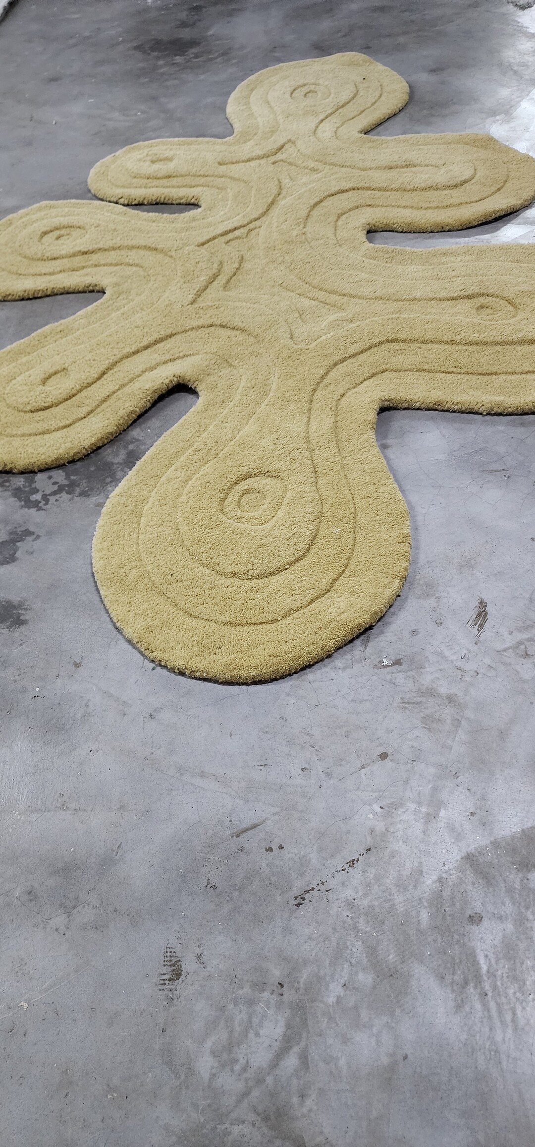 Irregular Amoeba Shaped Beige Rug the Valley Rug Hand-tufted Wool Rug ...