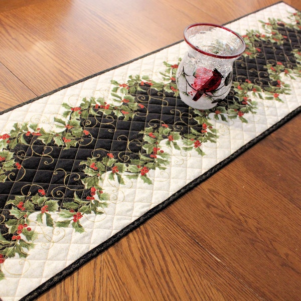 Quilted Christmas Table Runner - Etsy