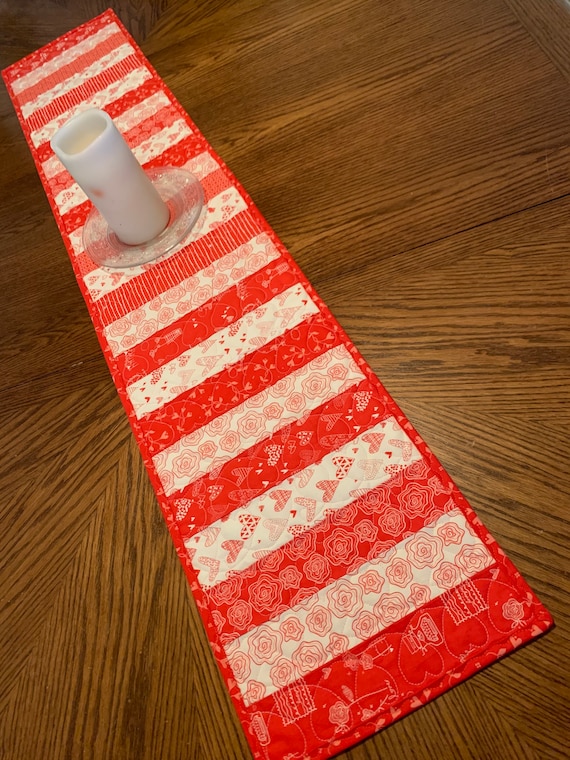 Home & Living Quilted Valentine Table Runner From The Heart Coral Table ...