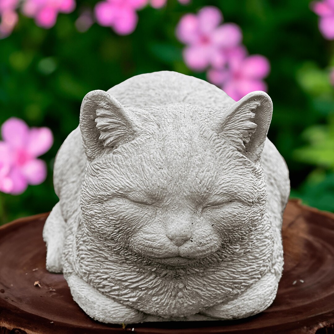 Stone Cat Statue Pet Memorial Concrete Lying Cat Garden Statues Cat ...