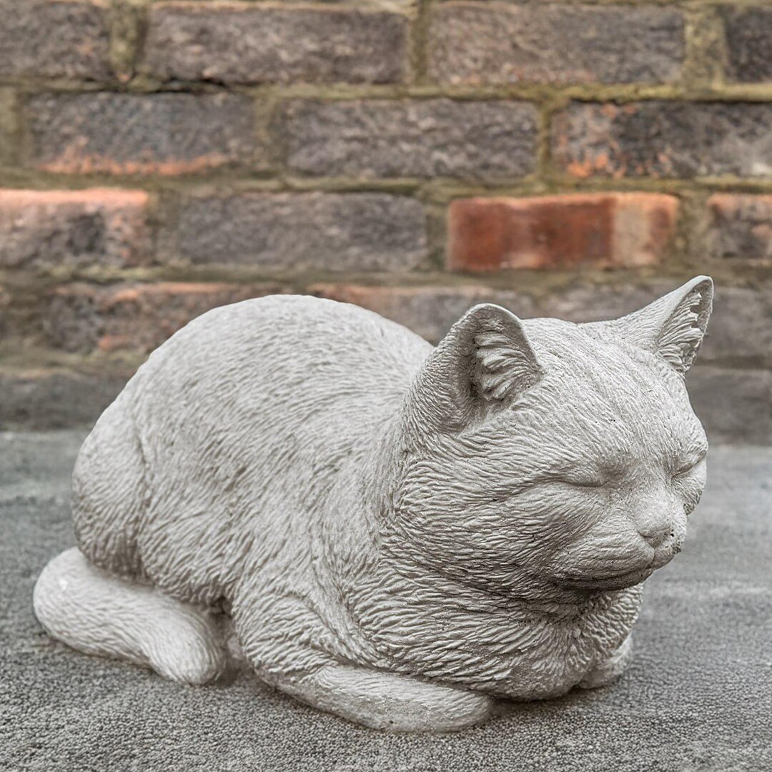 Stone Cat Statue Pet Memorial Concrete Lying Cat Garden Statues Cat ...