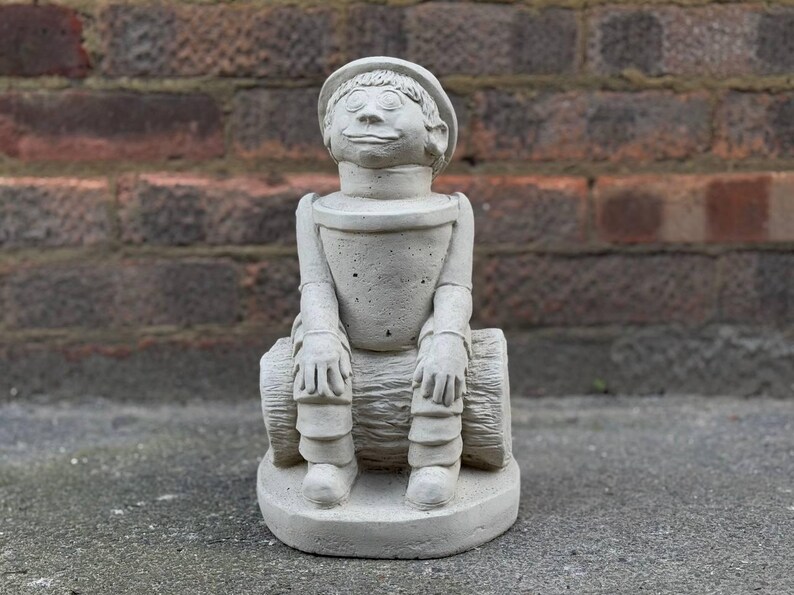Garden Boy Statue Concrete Boy on Log Sculpture Stone Man Decoration ...