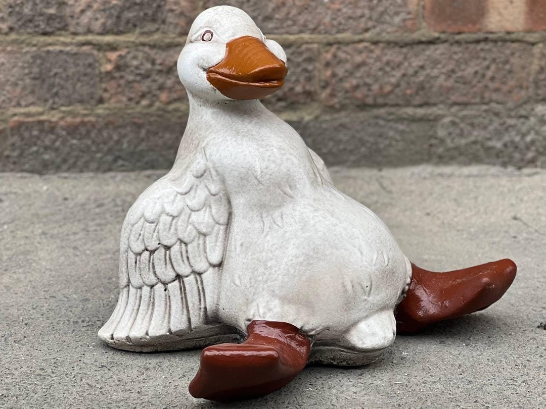 Stone Duck Statue Outdoor Goose Figurine Cement Bird Decor Concrete ...