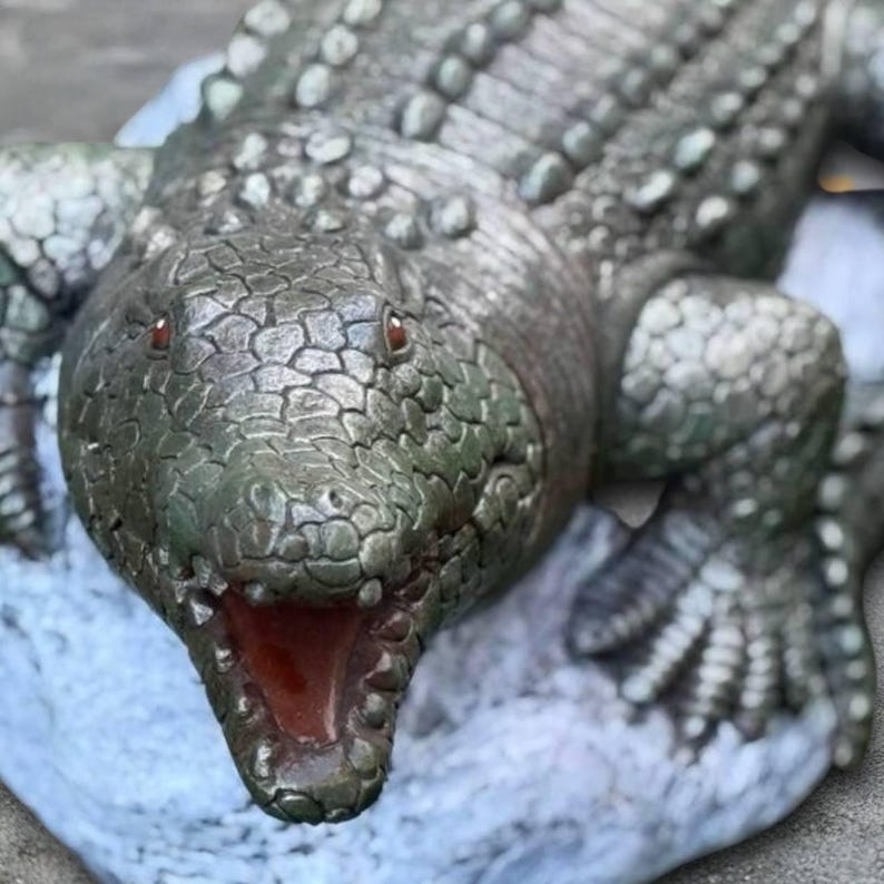 Realistic Concrete Alligator Statue Stone Crocodile Pond Sculpture ...