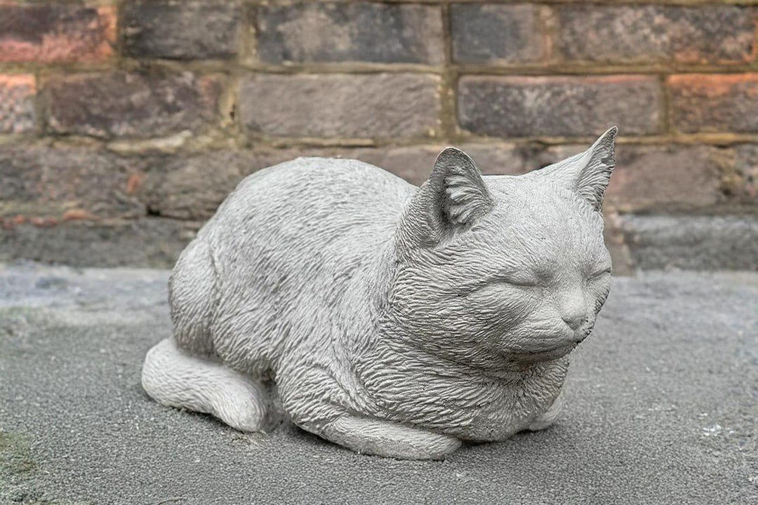 Stone Cat Sculpture Cement Memorial Cat Decoration Concrete Kitty ...