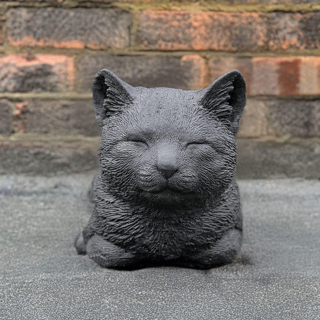 Stone Cat Figurine Outdoor Kitten Statue Concrete Kitty Sculpture ...