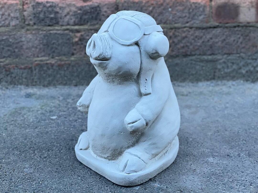Stone Pig Statue Farm Animal Concrete Sculpture Aviator Pig Garden ...