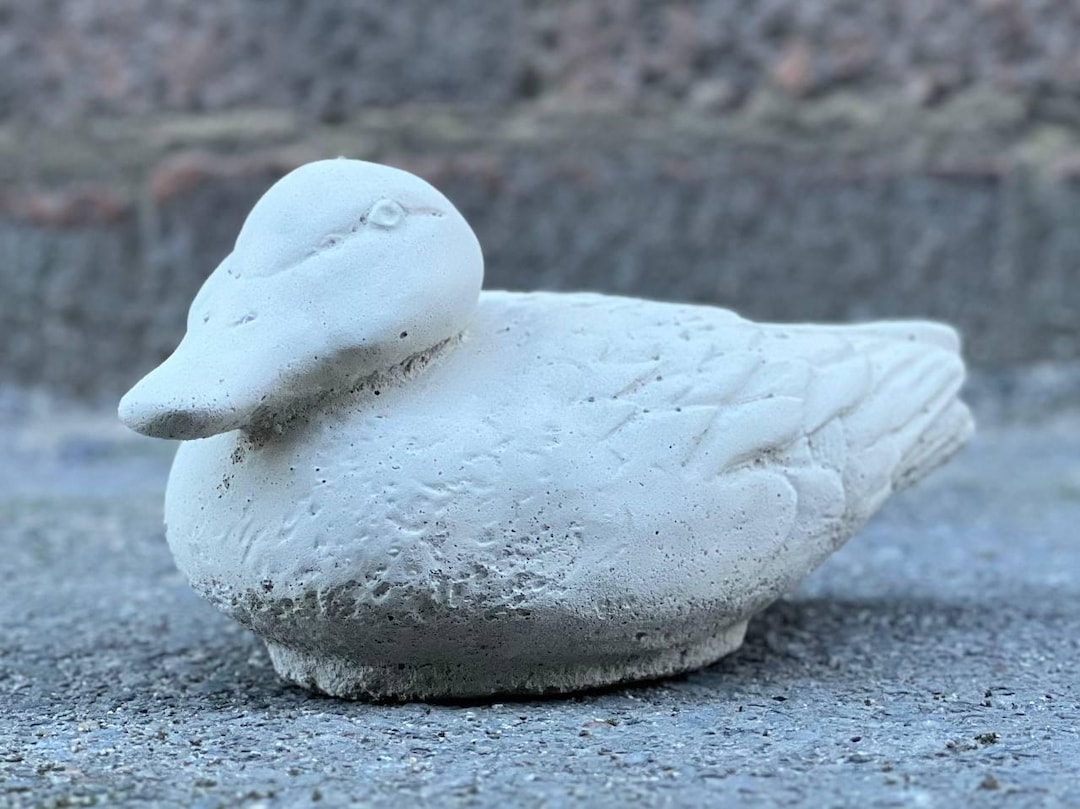 Concrete Duck Figurine Stone Goose Statue Cement Farm Animal Decoration ...
