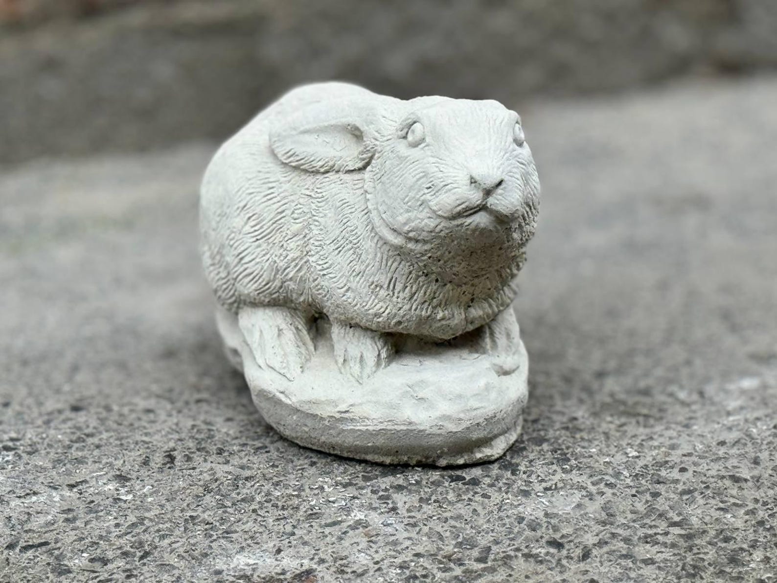 Outdoor Rabbit Decoration Stone Garden Bunny Statue Cement Farm Animal ...