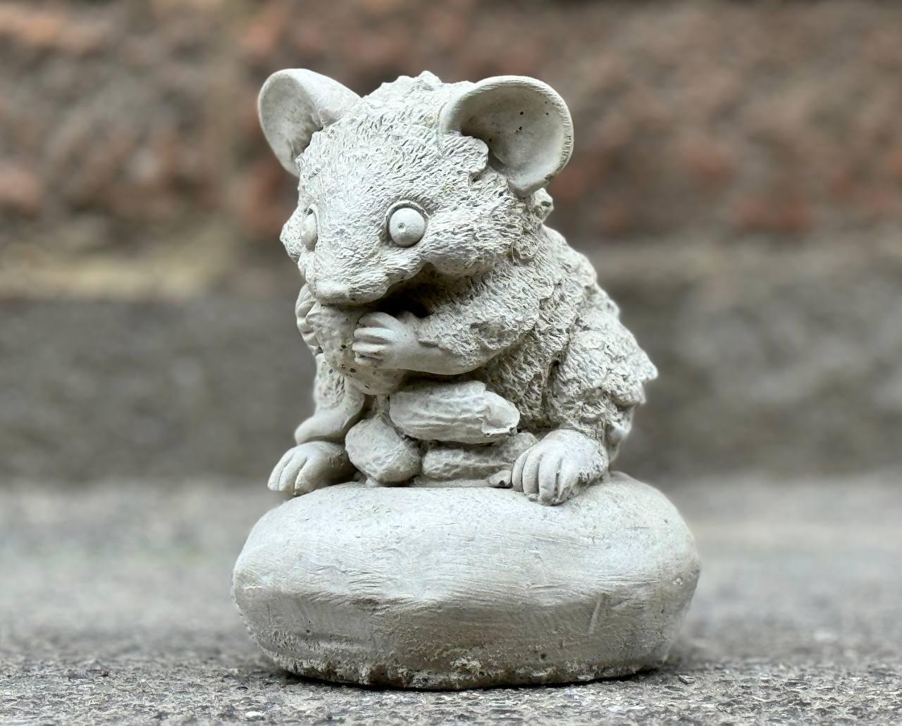 Concrete Mouse Statue Stone Sitting Mouse Figurine Cement Animal ...