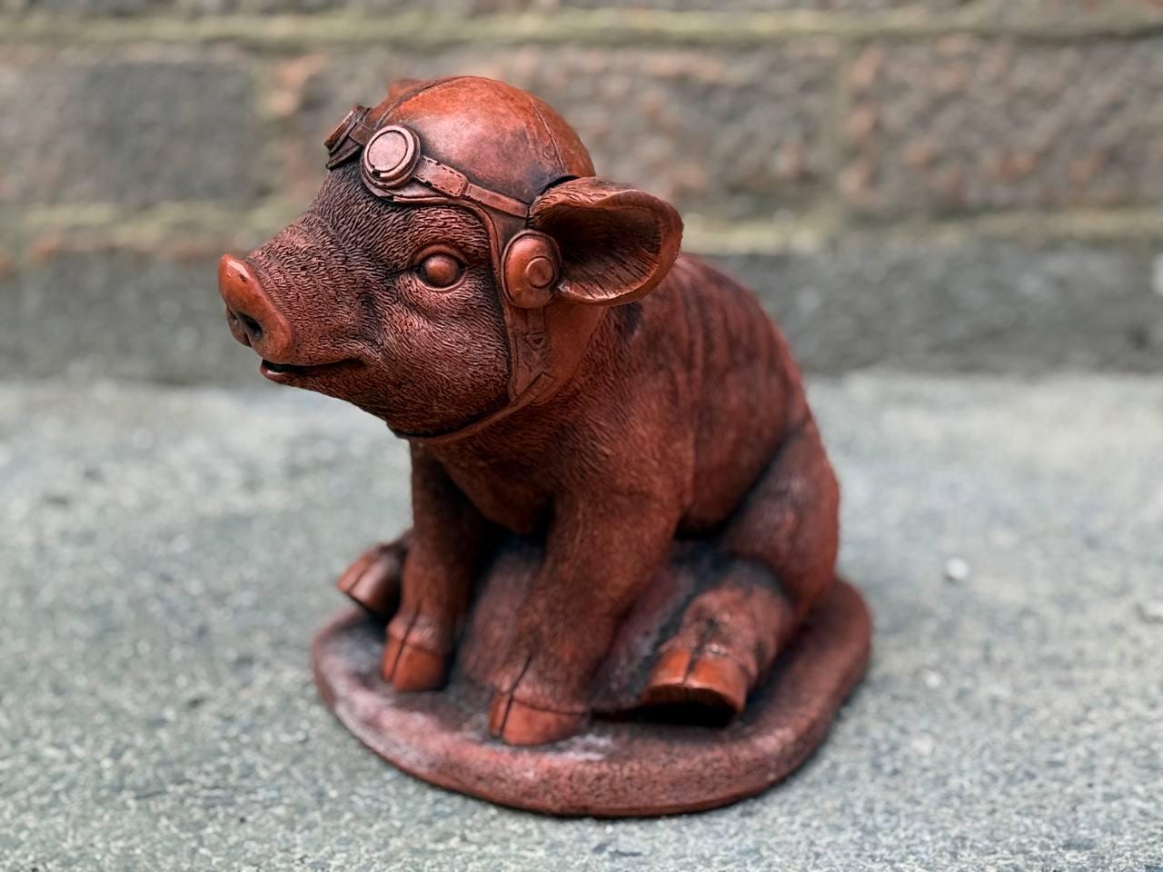 Fantasy Pig Sculpture Concrete Pig Statue Outdoor Wildlife Figurine ...