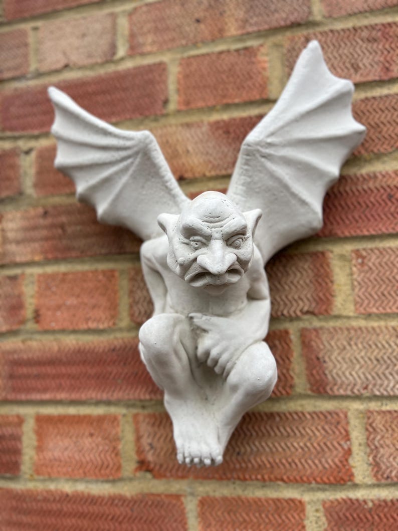 Outdoor Wall Gargoyle Statue Stone Wall Monster Figurine Cement Gothic ...