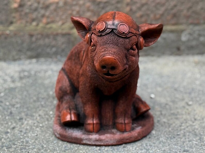Fantasy Pig Sculpture Concrete Pig Statue Outdoor Wildlife Figurine ...