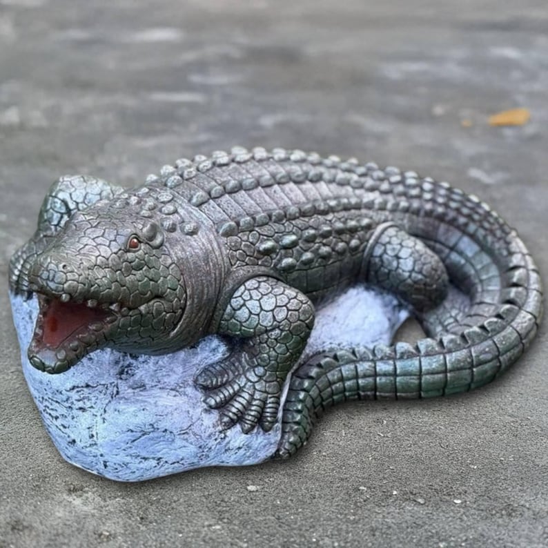 Realistic Concrete Alligator Statue Stone Crocodile Pond Sculpture ...