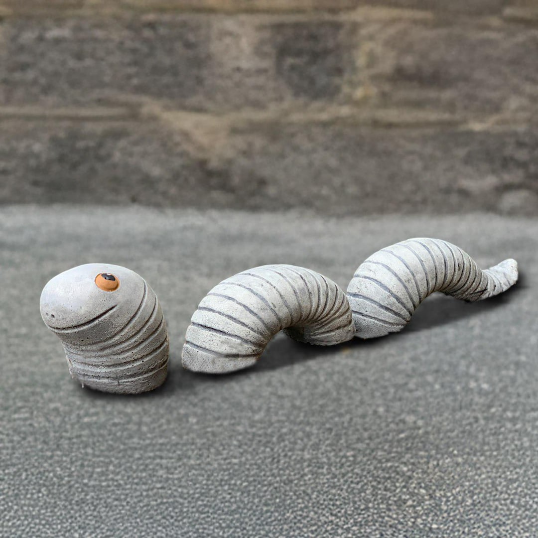 Concrete Worm Sculpture Stone Worm Figurine Outdoor Garden Earthworm ...