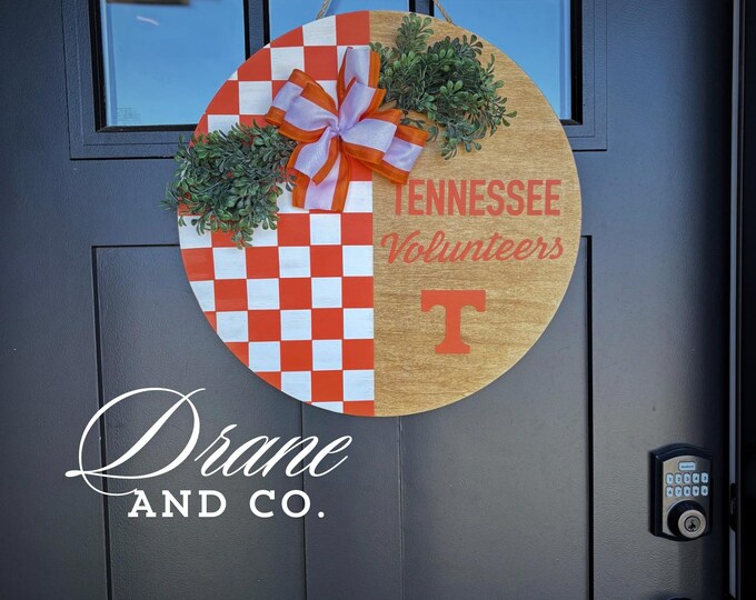 Customizable Tennessee Volunteers Door Hanger: Gift for Tennessee Fans ...