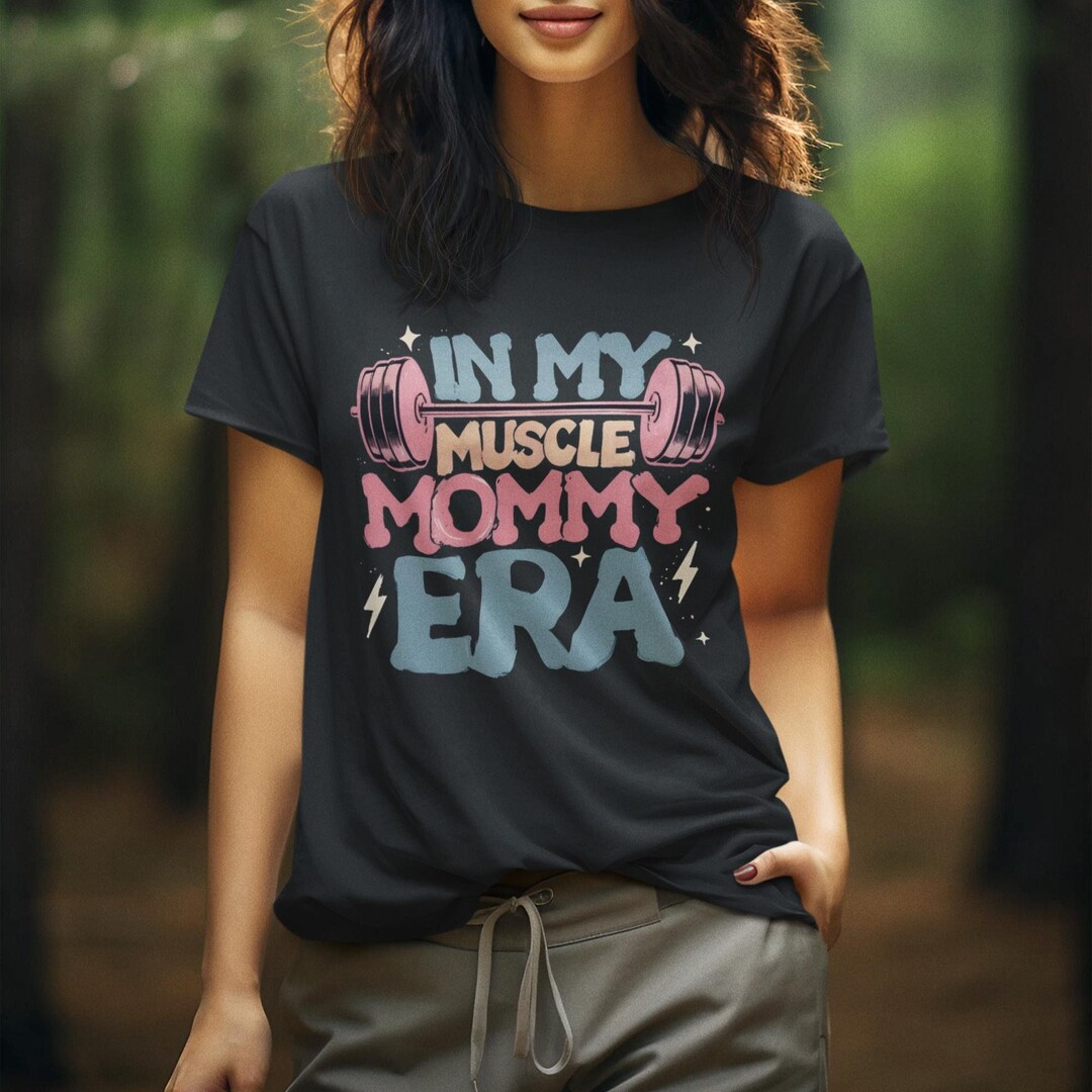 Muscle Mommy PNG: Weightlifting Gym Lover Mom Shirt Sublimation Design ...