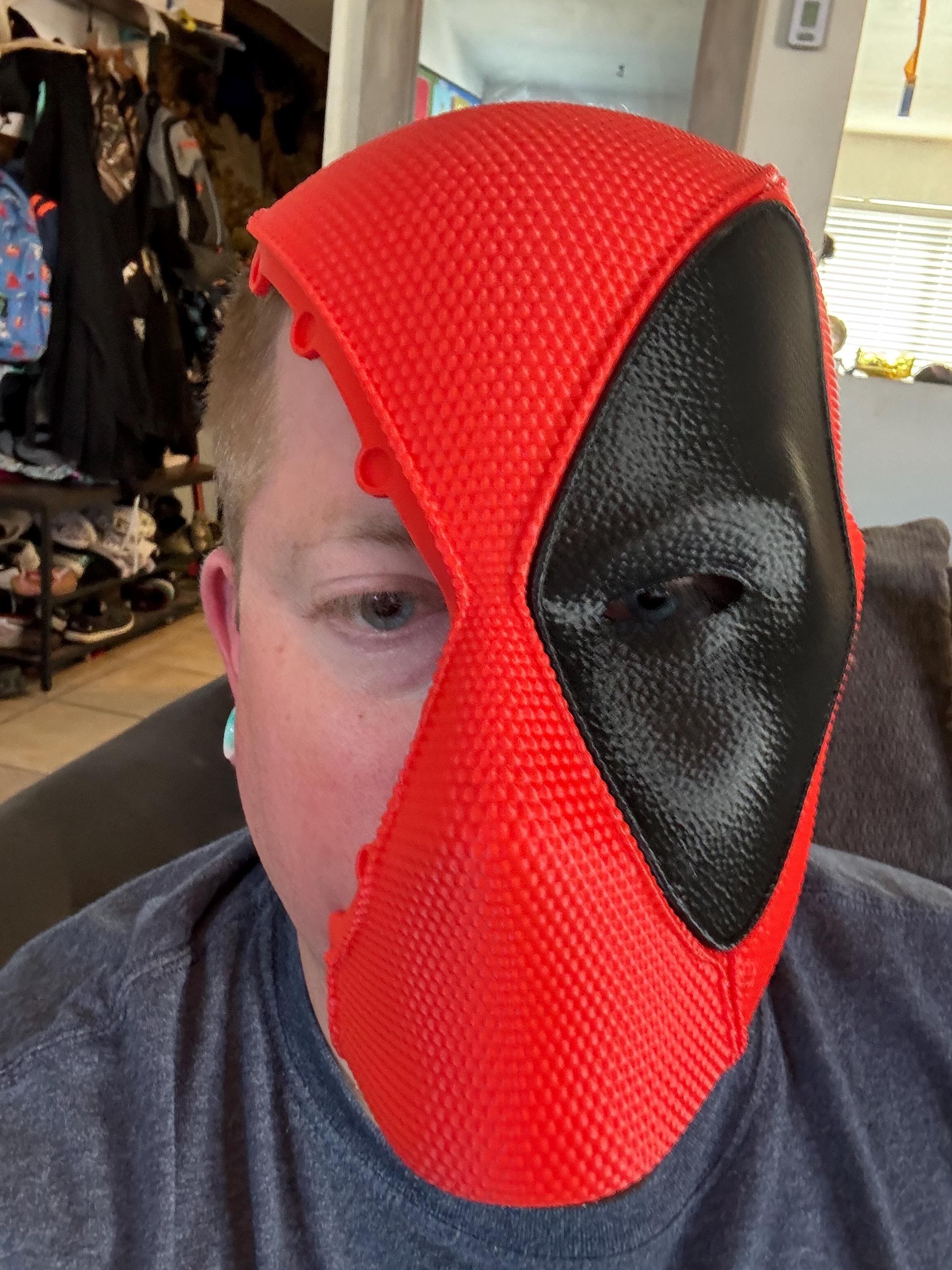 Deadpool Helmet 1st Movie. 3d Printed. Magnetized Panels. - Etsy