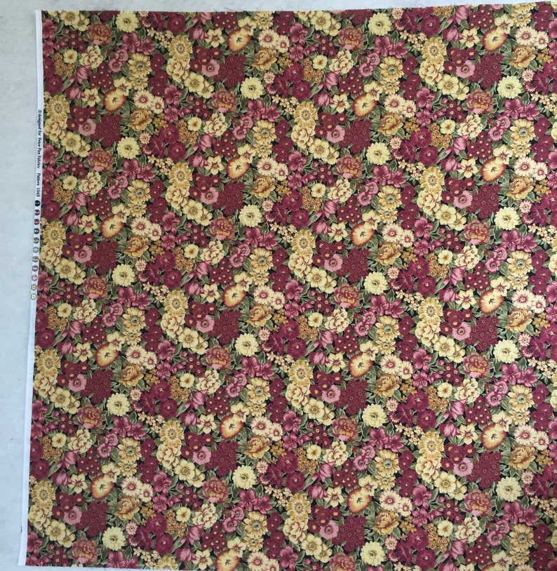 Peter Pan Gold Burgundy Floral 42"x24" - Etsy