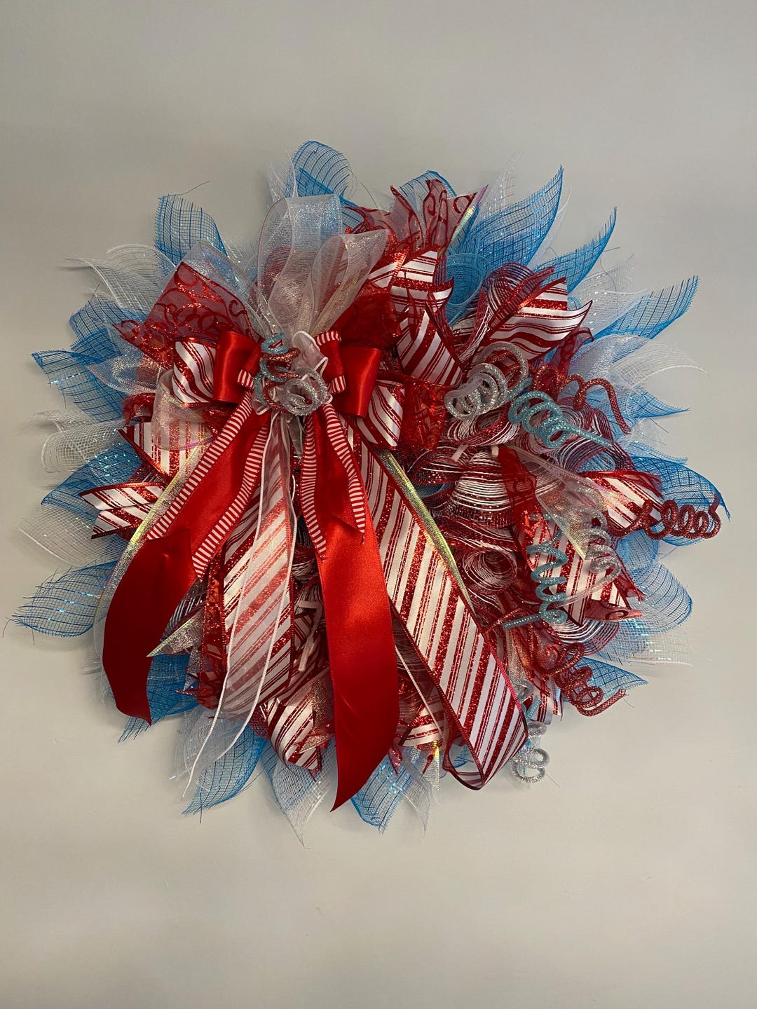 Candy Cane Icicle Wreath - Etsy