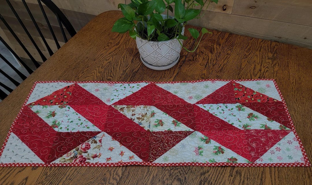 Quilt Table Runner-christmas Ribbon Table Runner-red and White Table ...