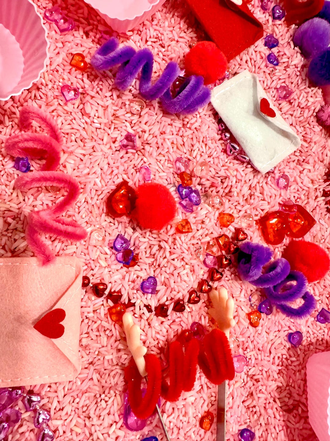 Valentine’s Sensory Bin – Hands-on Valentine’s Day Activity for Kids - Etsy