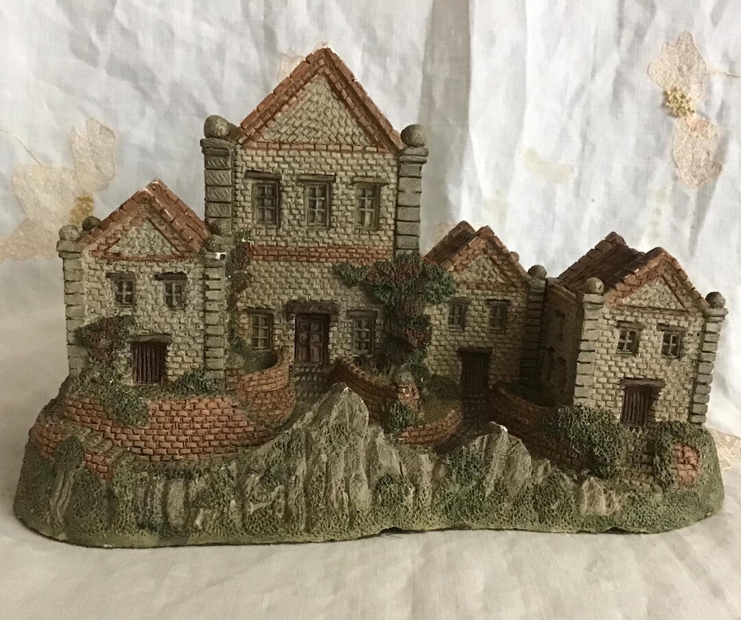David Winter Collectible Cottage the Alms House - Etsy