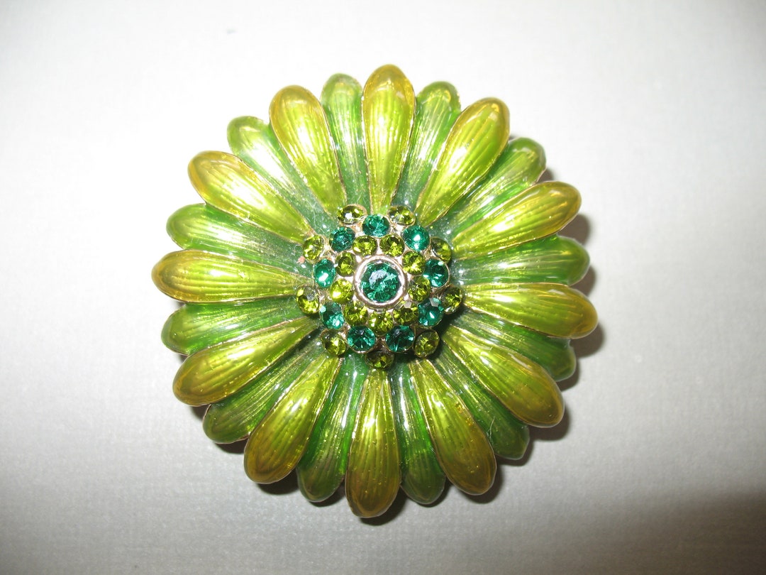 Vintage Monet Green Enamel Rhinestone Center Flower Brooch Pin Monet ...