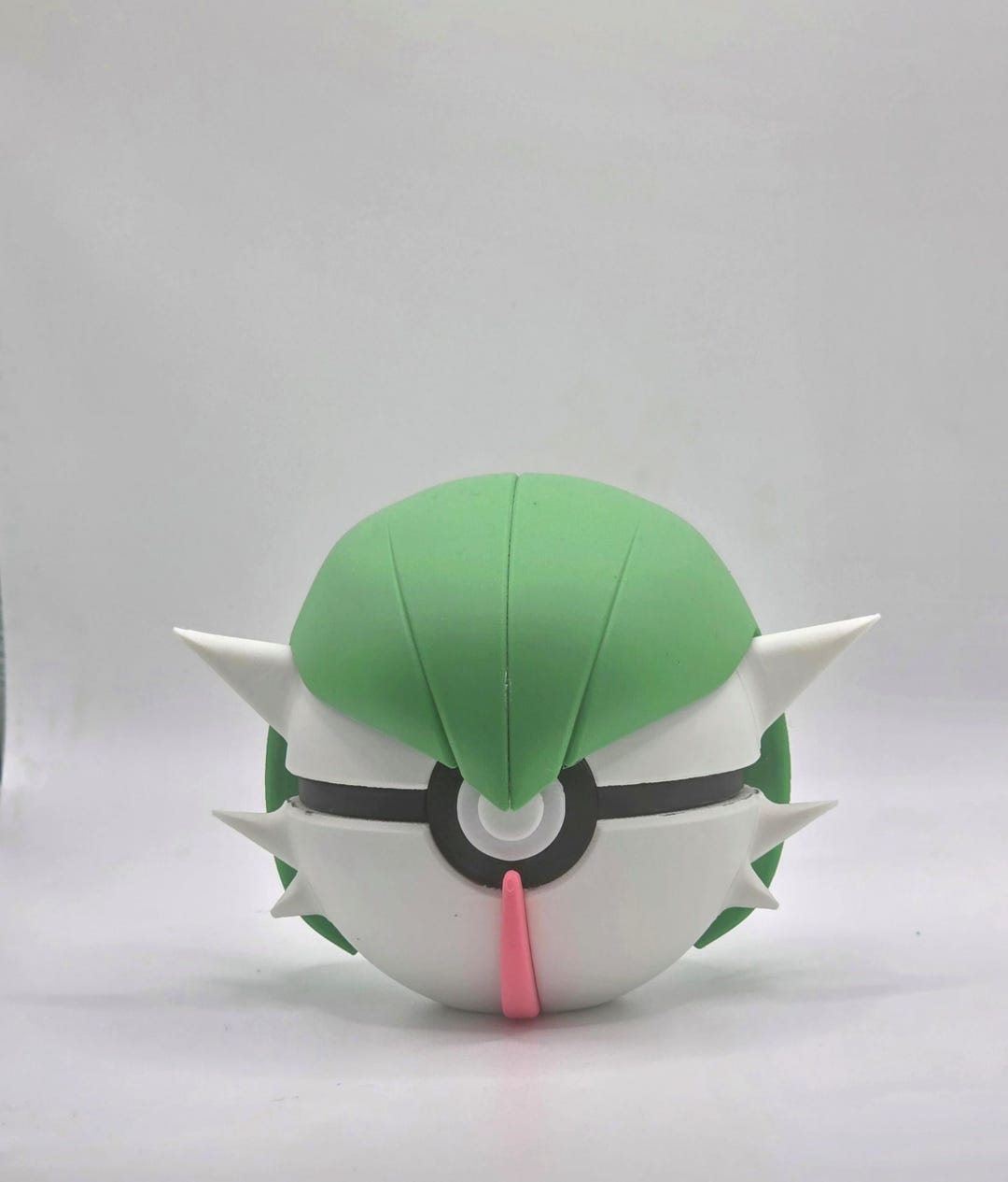Gardevoir-inspired Design - Elegant Blade Collector Ball - Etsy