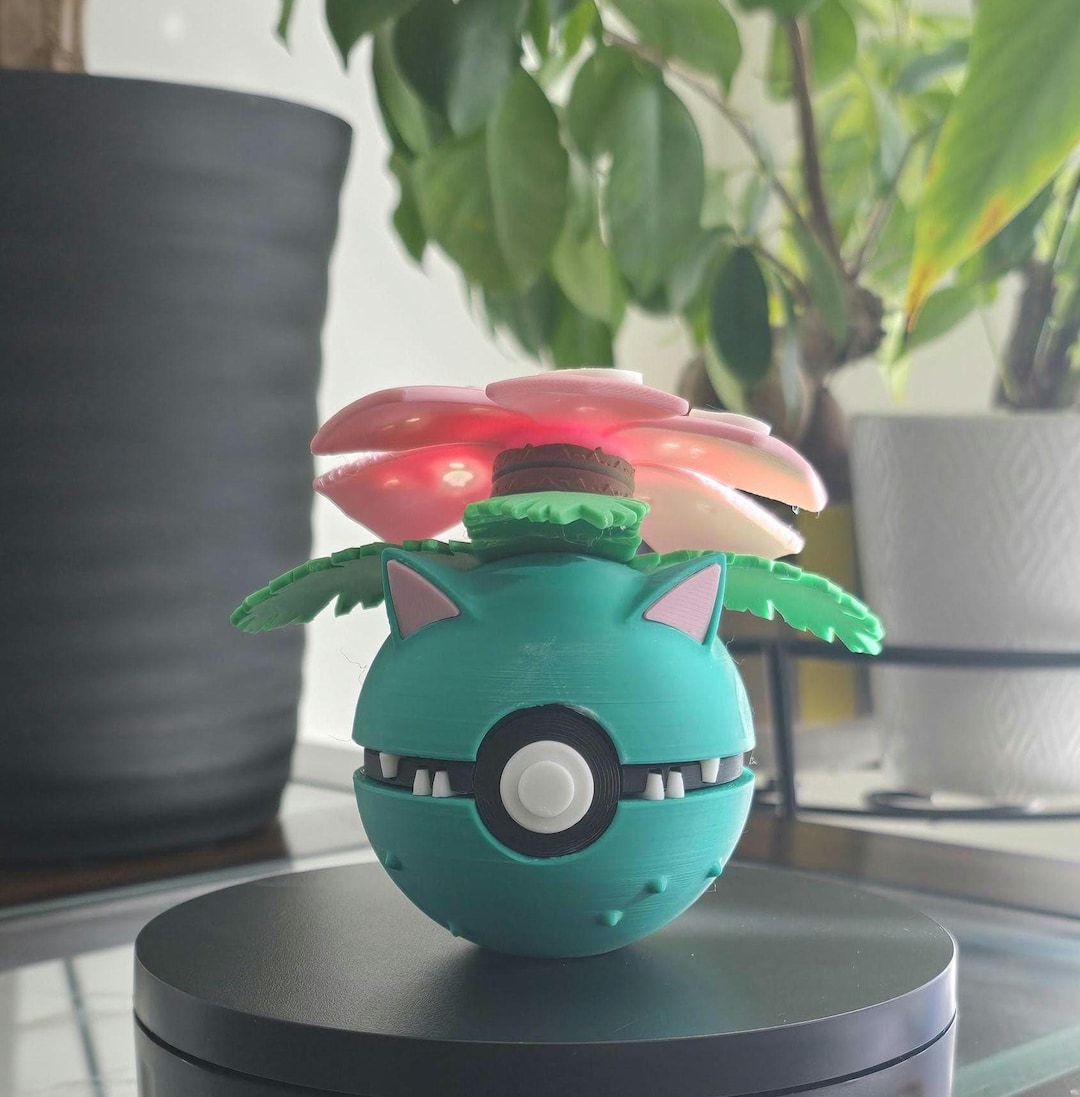 Venusaur-themed Display for Plant Fans Jungle Bloom Collector Ball - Etsy