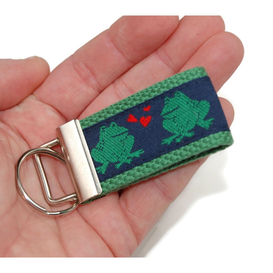 Cute Frog Keychain Made With Vintage Ribbon - Kissing Frogs in Love Key ...