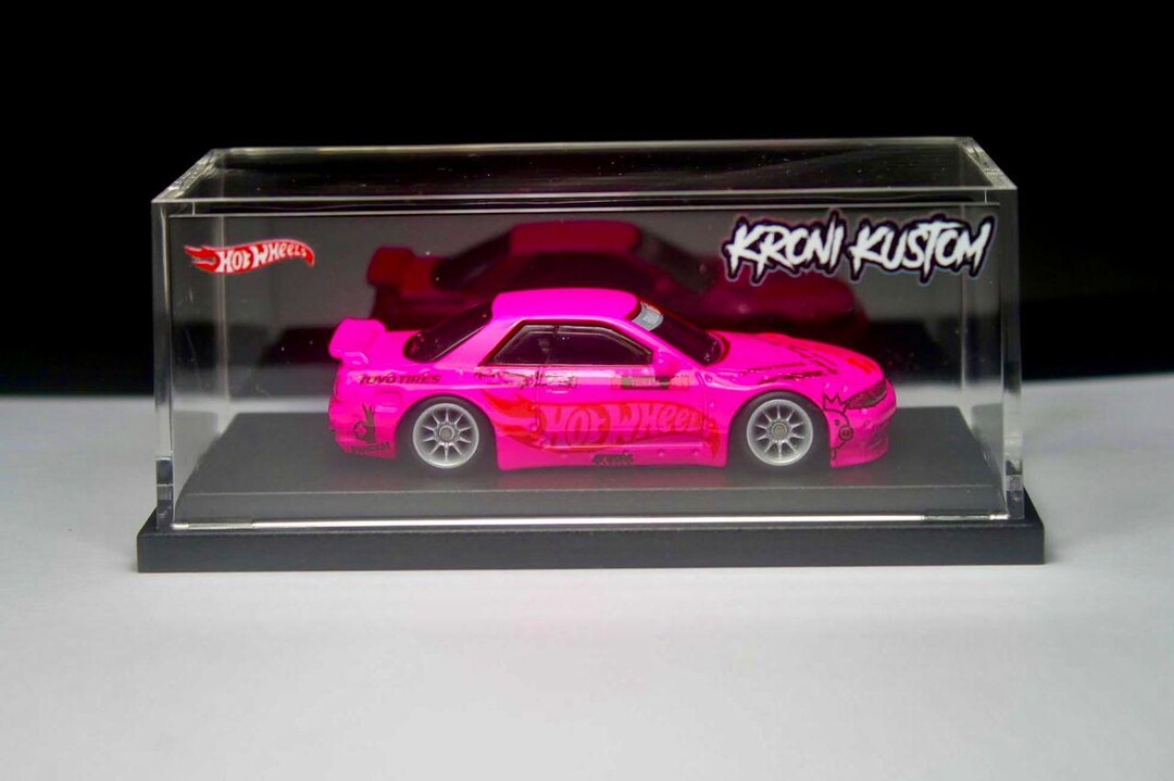 Hot Wheels CUSTOM MADE Nissan R32 GTR Pandem Pink Fluorescent | Metal ...